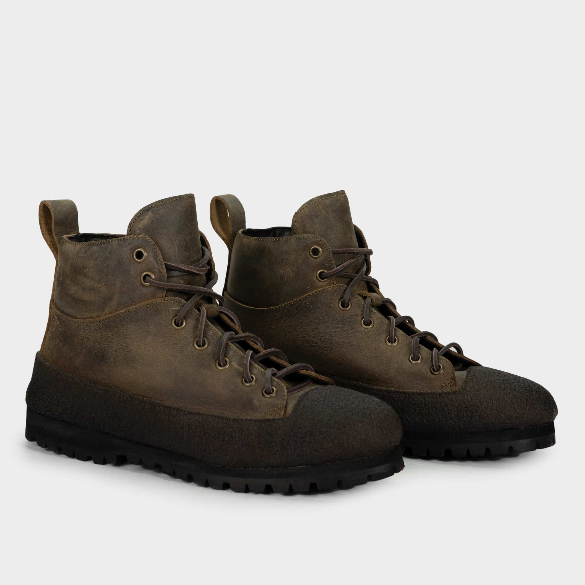 Calfskin Weatherproof Gardening Boots in Olive – Gardenheir