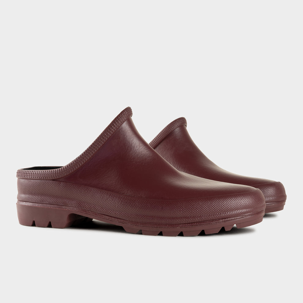 Easy Garden Clogs in Oxblood – Gardenheir