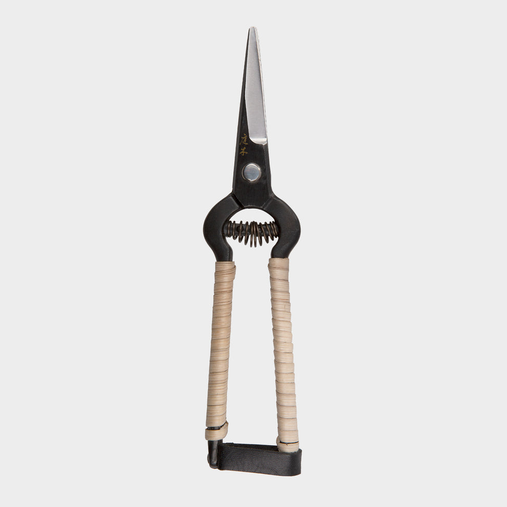 Niwaki Rattan Snips – Gardenheir